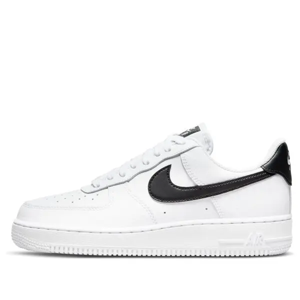 Nike Force 1 '07 Sneakers - White/black