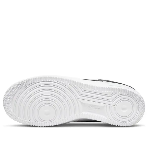 Nike Force 1 '07 Sneakers - White/black