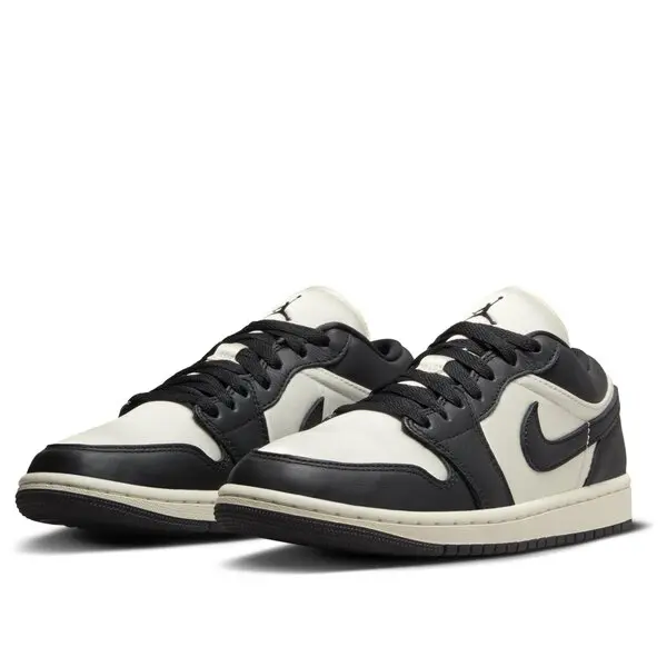 JORDAN 1 Low Se Vintage Panda Sneakers