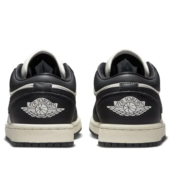 JORDAN 1 Low Se Vintage Panda Sneakers - Sail/black/sail