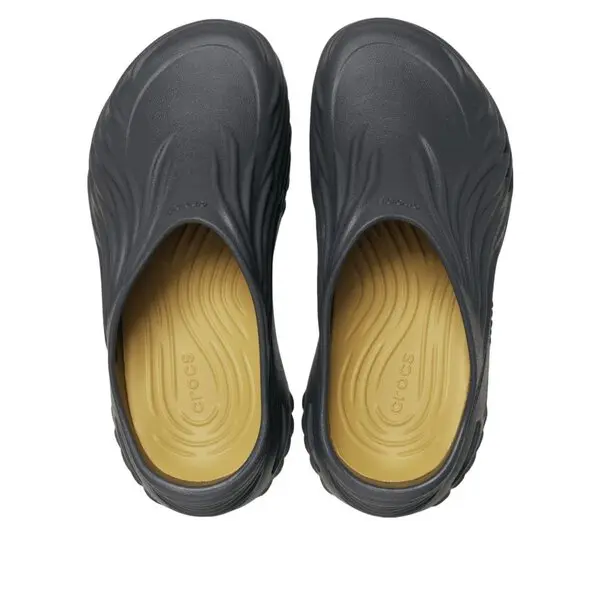 CROCS Echo Wave Clogs - Black Sand
