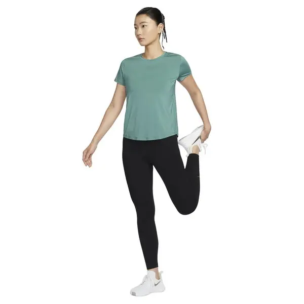 Nike Classic Dri-fit T-shirt