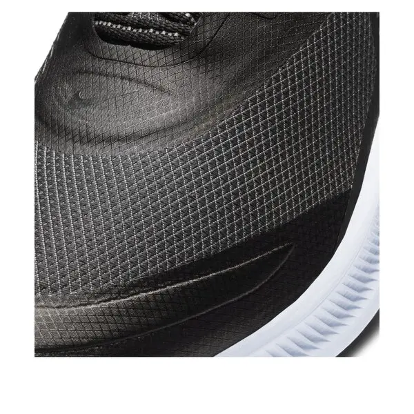 Nike Quest 3 Shield Low Top Sneakers - Black