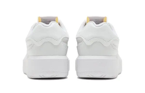 NEW BALANCE Ct302 Sneakers - White