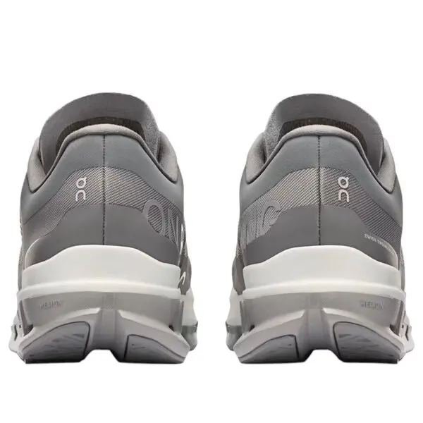 On Cloudflow 5 Sneakers
