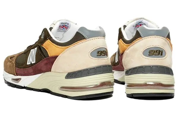 NEW BALANCE 991 Made In England Low Top Sneakers - Brown