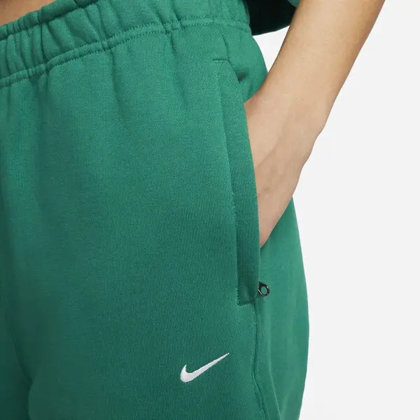 Nike Solo Swoosh Sweatpants - Grass Green