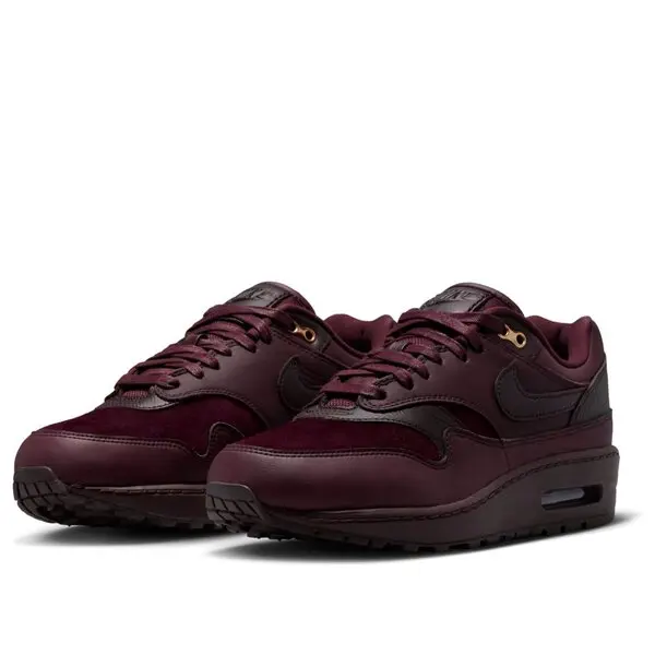 Nike Max 1 '87 Burgundy Crush Sneakers - Wine Red