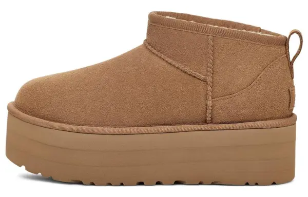 UGG Classic Ultra Mini Platform Boots - Chestnut