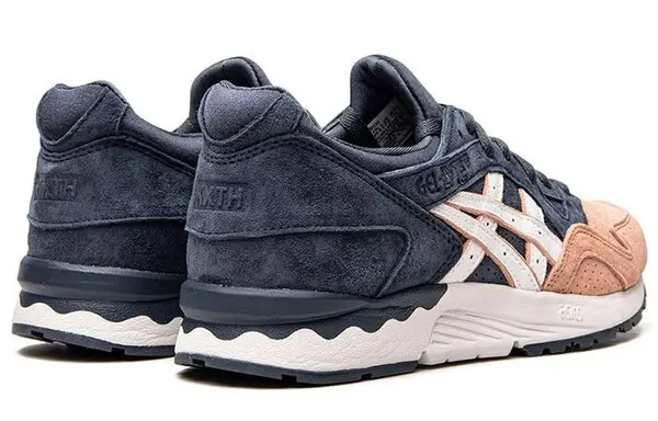 Asics X Kith Gel-lyte "salmon Toe" Sneakers - Blue/pink
