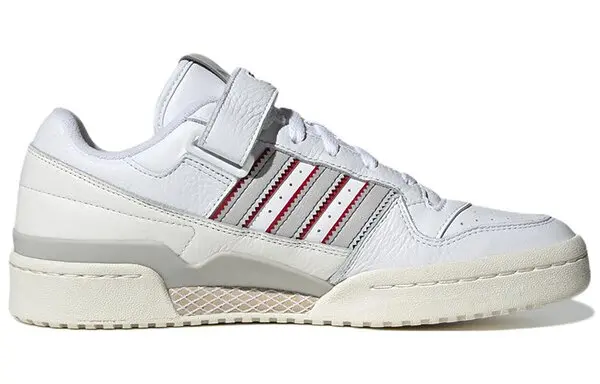Adidas Forum Low Sneakers