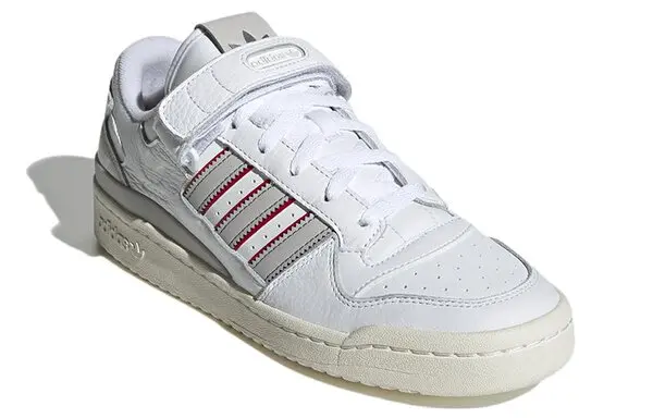 Adidas Forum Low Sneakers