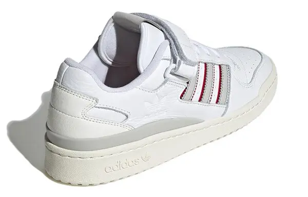Adidas Forum Low Sneakers