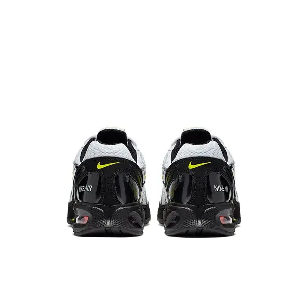 Nike Max Torch 4 Sneakers - Black/white/yellow