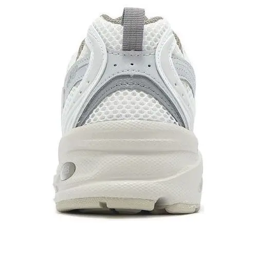NEW BALANCE 530 Sneakers - Grey/white