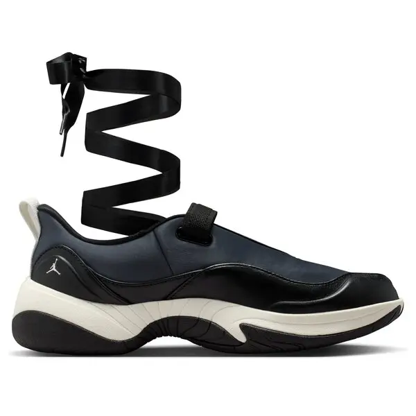 JORDAN Air Pointe Sneakers - Black/sail