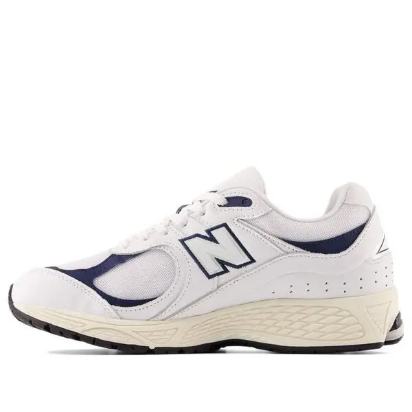 NEW BALANCE 2002r Sneakers - White/blue