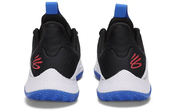 Under Armour Curry Hovr Splash 2 Low Top Basketball Sneakers
