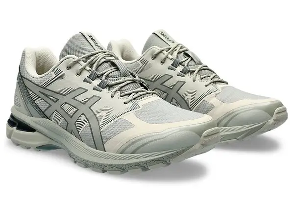 Asics Gel-terrain Sneakers