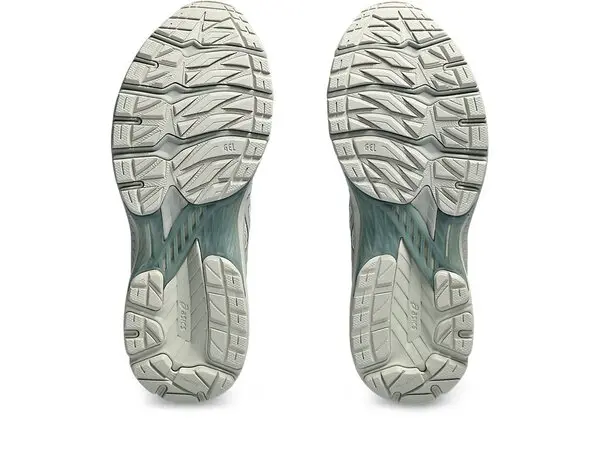 Asics Gel-terrain Sneakers - Grey/white