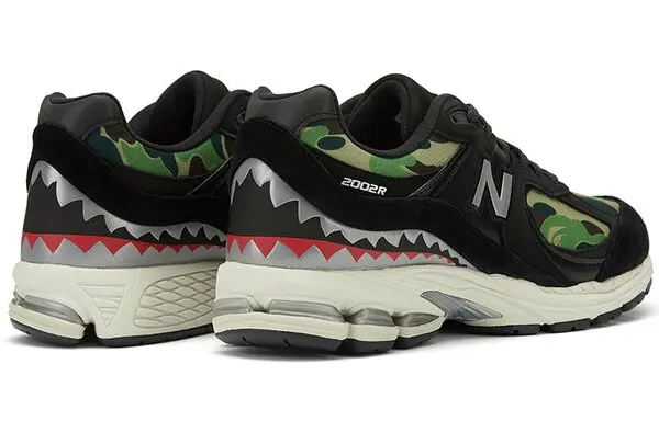 NEW BALANCE X A Bathing Ape 2002r "apes Together Strong Camo - Black