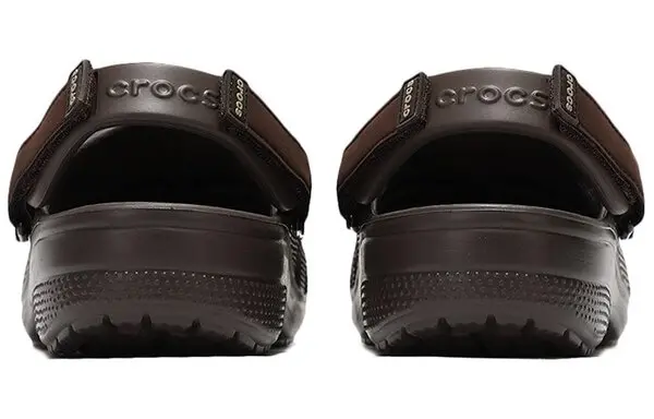 CROCS Classic Coffee Sandals