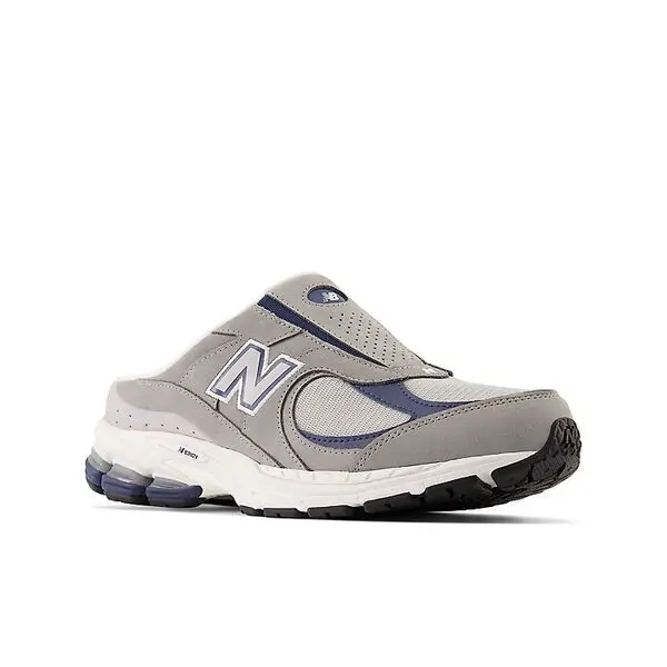 NEW BALANCE 2002r Mule Sneakers
