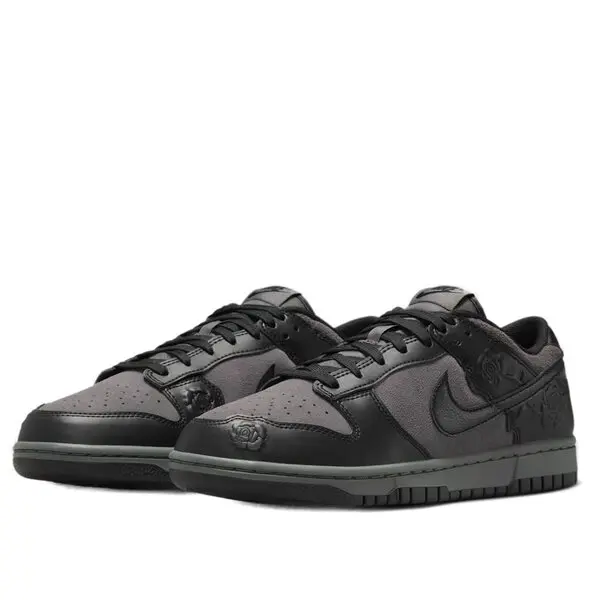 Nike Dunk Low "black Roses" Sneakers