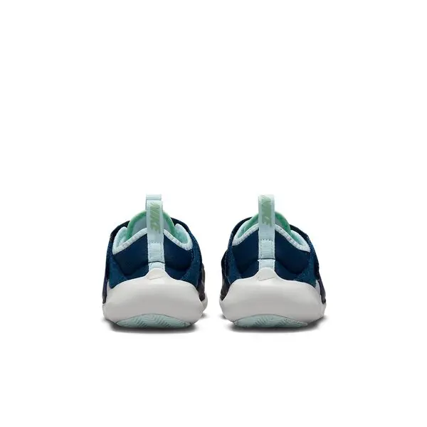 Nike Flex Advance Se "pawprints" Low Top Sneakers