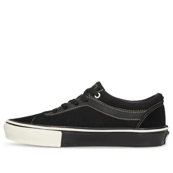 VANS Rassvet X Skate Bold Sneakers - Black