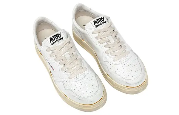 AUTRY Super Vintage Low Sneakers - White