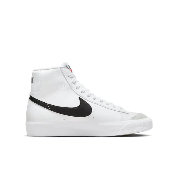 Nike Blazer Mid '77 High Top Sneakers - White/black