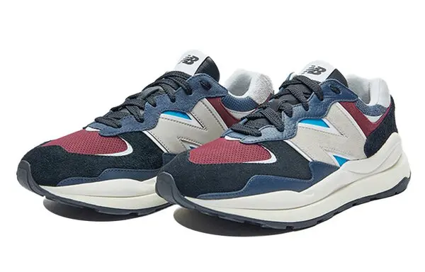 NEW BALANCE 57/40 Sneakers - Black/navy Blue/wine Red