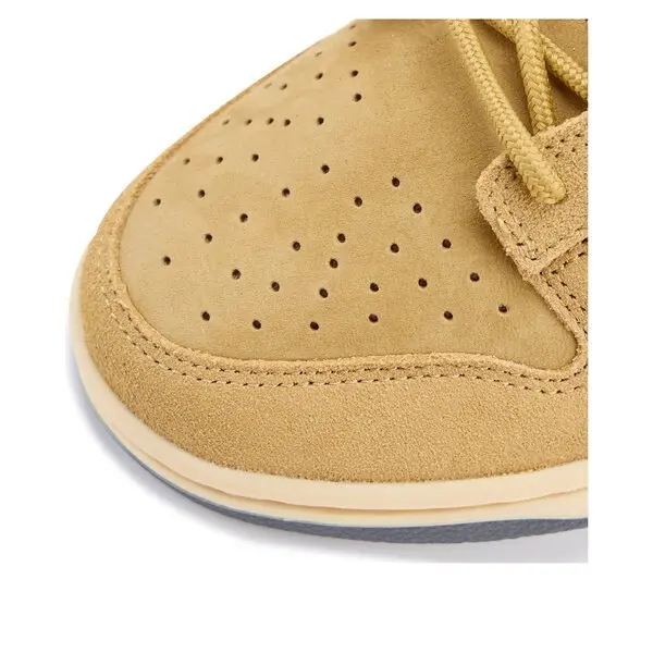 Nike Dunk Low Sneakers - Wheat/wheat/black