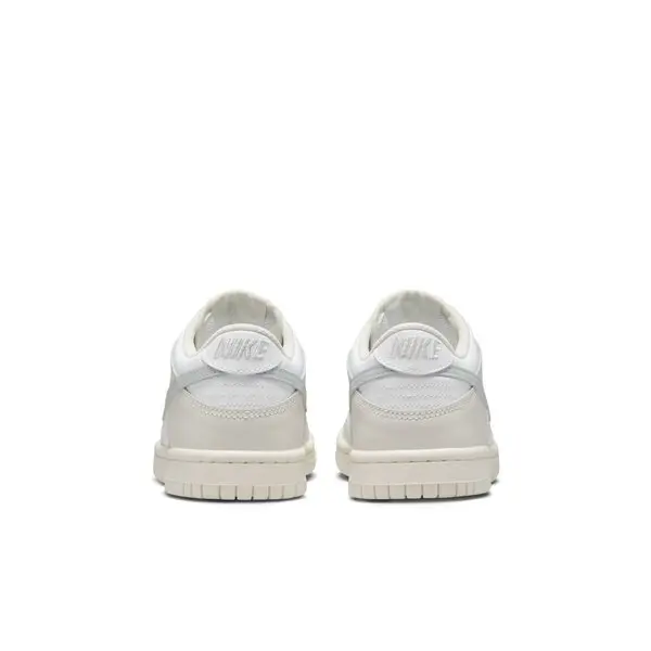 Nike Dunk Low Sneakers