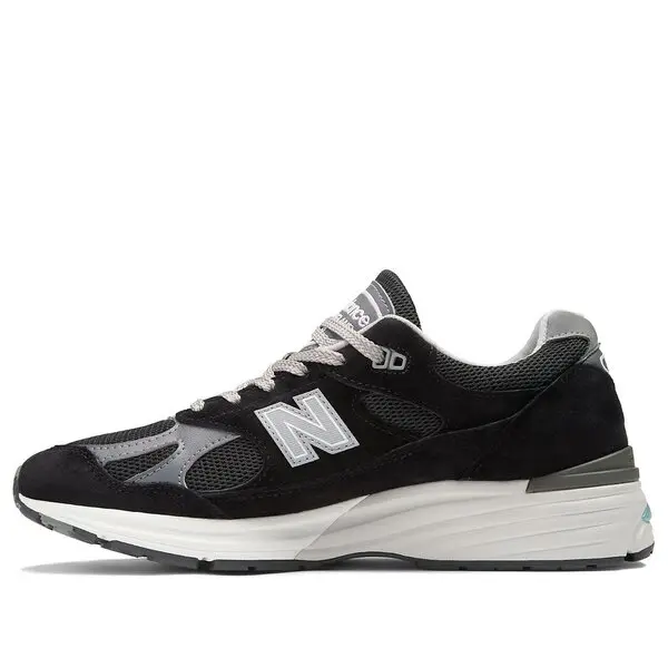 NEW BALANCE 991v2 Made In England Sneakers - Black/grey
