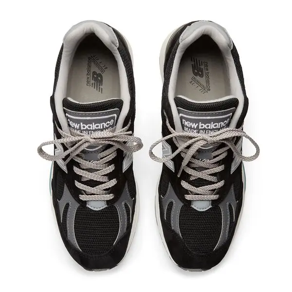 NEW BALANCE 991v2 Made In England Sneakers - Black/grey