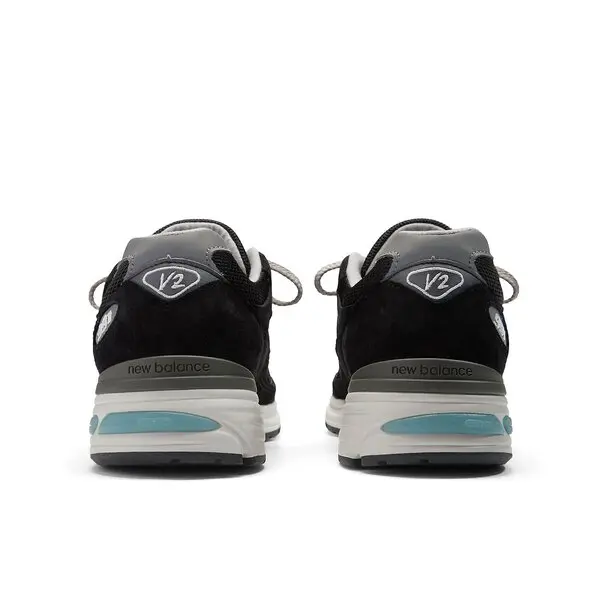 NEW BALANCE 991v2 Made In England Sneakers - Black/grey