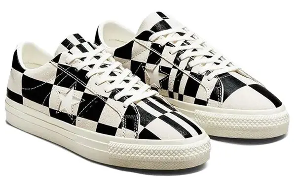 CONVERSE One Star Low Top Sneakers - Black/white
