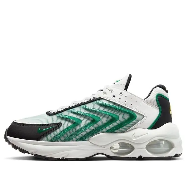 Nike Max Tw Sneakers - Summit White/malachite