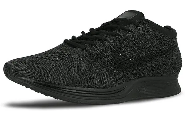 Nike Flyknit Racer