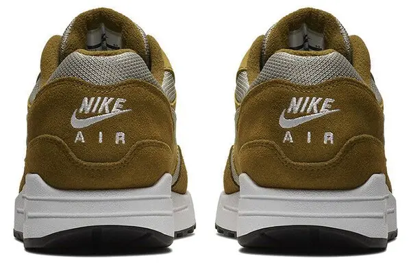 Nike Max 1 Premium Retro Sneakers - Yellow