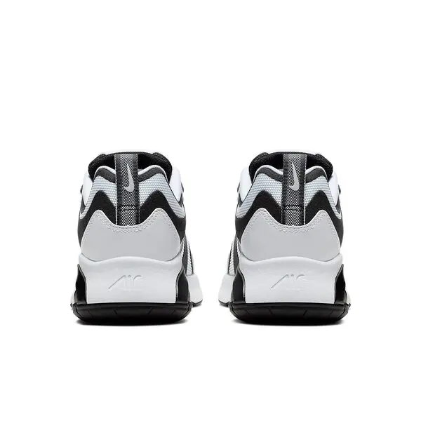 Nike Max 200 Athletic Sneakers - Black/white/blue