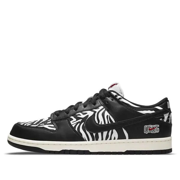 Nike Quartersnacks "zebra Cakes" Dunk Low Lx Sneakers - Black/white