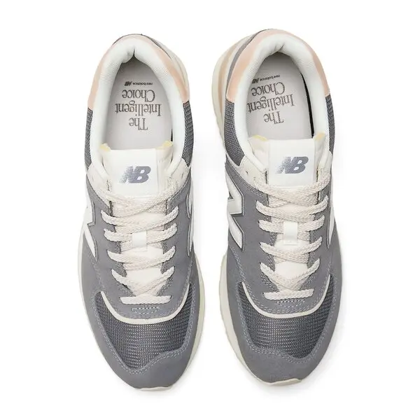 NEW BALANCE 574 Legacy Sneakers - Grey