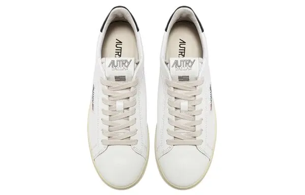 AUTRY Dallas Low Top Leather Sneakers