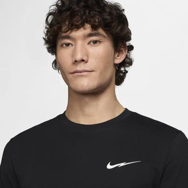 Nike Swoosh T-shirt