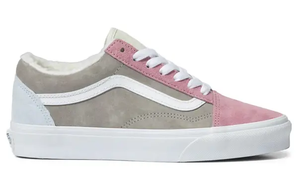 VANS Old Skool Sherpa Low Top Sneakers - Gray/pink