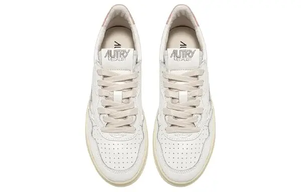 AUTRY Medalist Leather Low Top Sneakers - White/pink