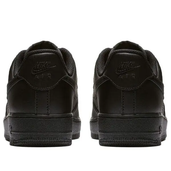 Nike Force 1 '07 Sneakers
